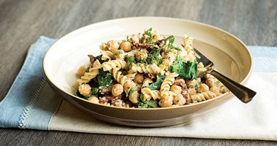 Chickpea Pasta with Creamy Cauliflower Sauce - alive magazine