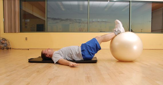 Desk Set - alive magazine