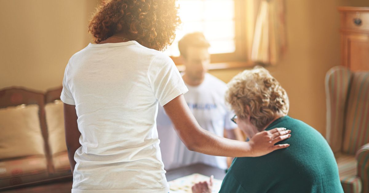 The Surprising Health Benefits of Volunteering | alive - alive magazine