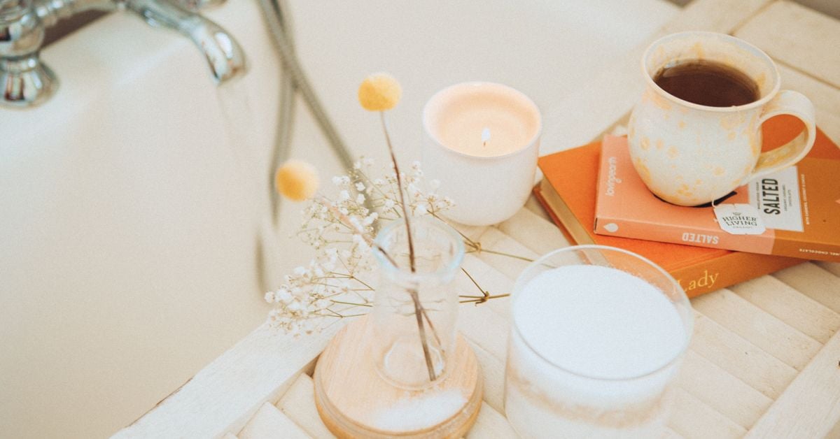 10 Ways to Romanticize Your Life - alive magazine